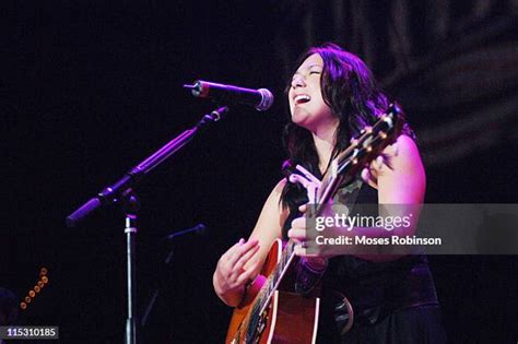 Michelle Branch Photos And Premium High Res Pictures Getty Images