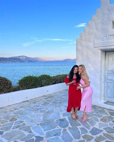 Picture Of Jess Kingham I