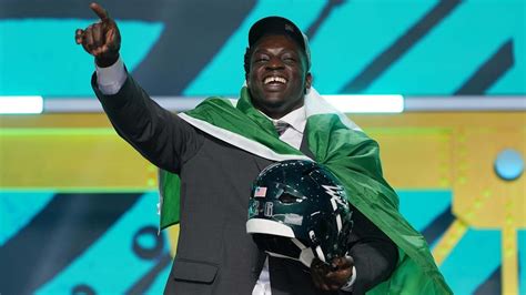 The Eagles Just Drafted A Football Player Who Has Never Played Football