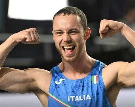 Il Campione Samuele Ceccarelli Al Teatro Dei Servi Ospite Donore Di Massa Picta La Voce Apuana