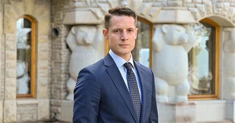 Exit Sarjan Max Ovaska Näytteli Jo Yläasteikäisenä Muistatko Hänet