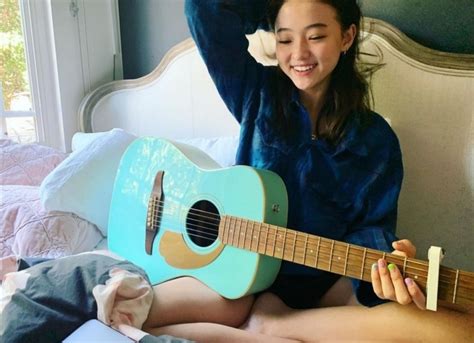 베스킨 소녀 엘라 그로스 근황 Mlbpark