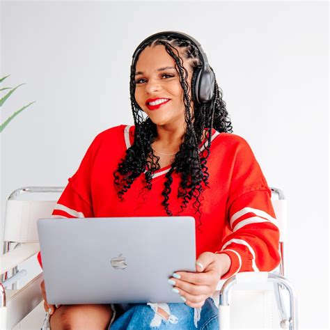 Amber Reacts Youtube