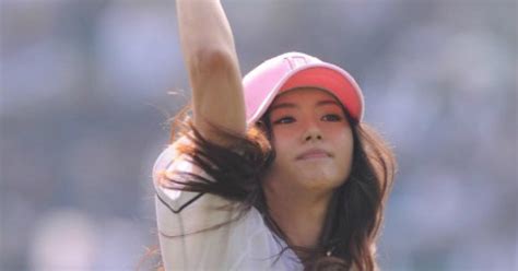 고아라 속살 비친 여신 시구 Sm 3대 미녀답네