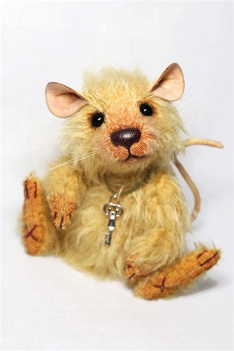 Wayneston Bears Cheddar The Mouse