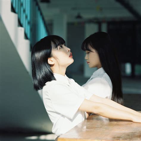 花与爱丽丝 第1页 花瓣美女