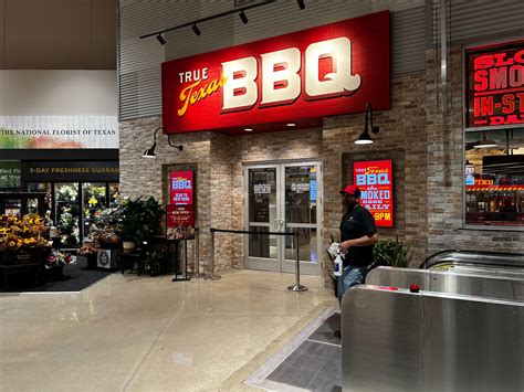 Multi Level H E B Opens In West Austin