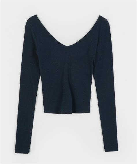 Blackup（ブラックアップ）の「[made] ウィザーvネックレイヤード長袖tシャツ（tシャツ カットソー）」 Wear