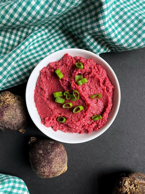 Slow Cooker Beet Mashed Potatoes