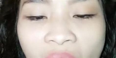 Sri Wahyuni Berjaya Telan Air Mani