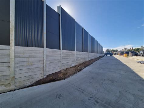 Learn The Difference Between Absorptive And Reflective Acoustic Walls