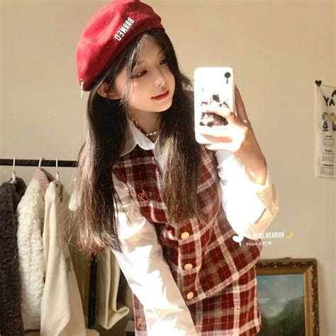 Pin Oleh 𝐇𝐚𝐧𝐧𝐲 🌷 Di 𝑶𝒓𝒊𝒈𝒊𝒏𝒂𝒍 𝒈𝒊𝒓𝒍 Gadis Estetika Orang Cantik Gadis
