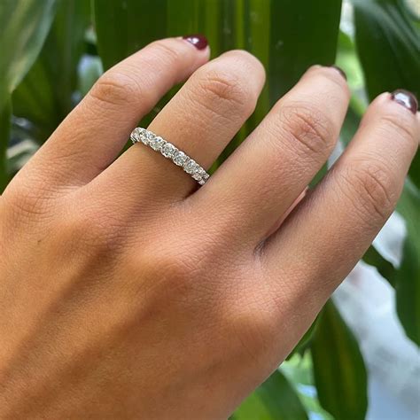 10 Point Eternity Diamond Wedding Ring Temple And Grace Thailand