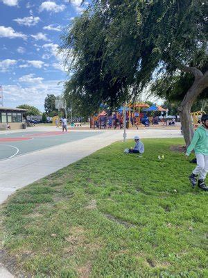 Del Aire Park Updated June 2026 24 Photos And 19 Reviews 12601 Isis