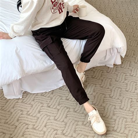 테크놈코어 스트릿코디 스웨이드 카고 팬츠 조거 스타일 바지 추운 겨울 따수운 트레이닝복