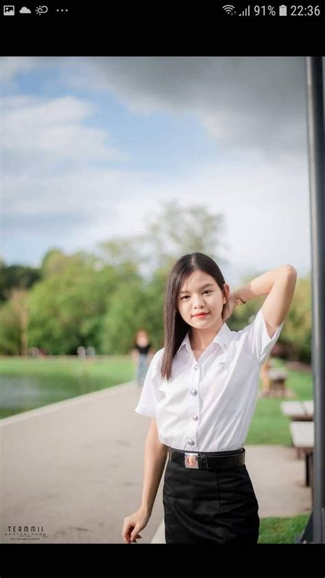 ปักพินโดย Junya Imura ใน タイ 女性 สาวมหาลัย