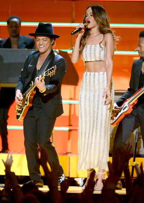 31 Times Bruno Mars Was Extremely Short