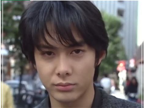 柏原崇の元嫁は畑野ひろ子！馴れ初めや離婚理由を調査してみた Mayumiらくる