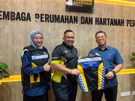 Lembaga Perumahan Dan Hartanah Perak Lphp Penyerahan Vest Kepada