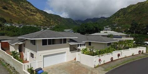 Like New Elegant 5 Bedroom 4 Bath 3 724 Sq Ft Aina Haina Home With