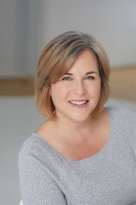 Robin Bornstein Medium