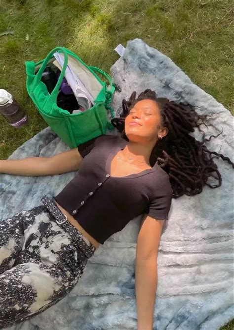 Jaz Sinclair Gen V Bts Jaz Sinclair Hair Flip Black Beauties