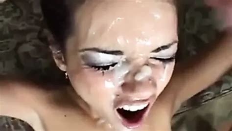 Daisy Marie Gangbanged And Cum Showered Blowjob Porn By Fucked Up Gfs