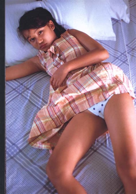 絶版 昔 写真集 その18 複数被写体 売買されたオークション情報yahooの商品情報をアーカイブ公開 オークファンaucfan