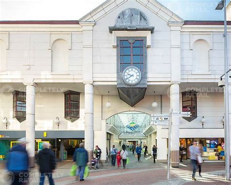 St Elli Shopping Centre Llanelli Sa15 1sh Completely Retail