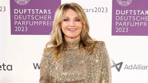Frauke Ludowig Zeigt Ihren Sommerbody Mit 60 Fans Rasten Aus Buntede