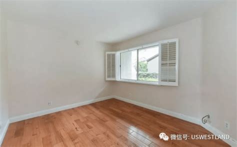 洛杉矶尔湾社区公寓 3房3卫 宁静私密 绿意环绕 享惬意生活 789万美元理想