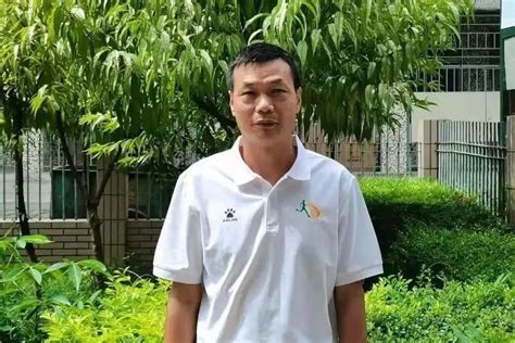 教师风采 L 张俊豪：矢志不渝体育人，孜孜不倦育才路