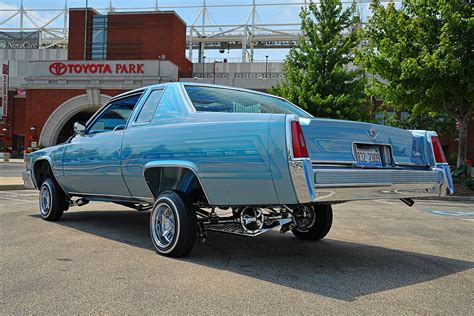 1977 Cadillac Coupe Deville 1977 Cadillac Sedan De Ville Cadillac