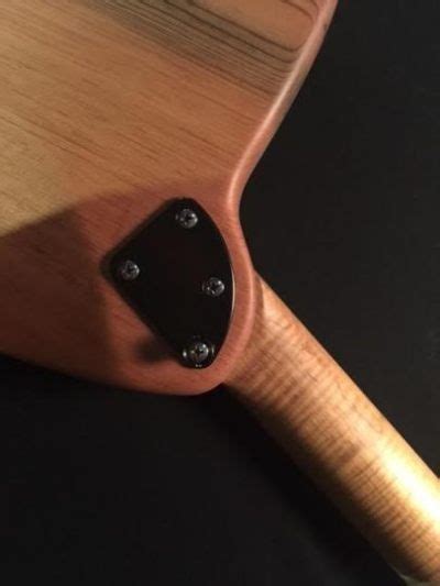 Stele Klein Guitars Tumbex