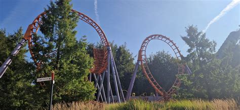 All About Shuttle Roller Coasters Themepark Freak