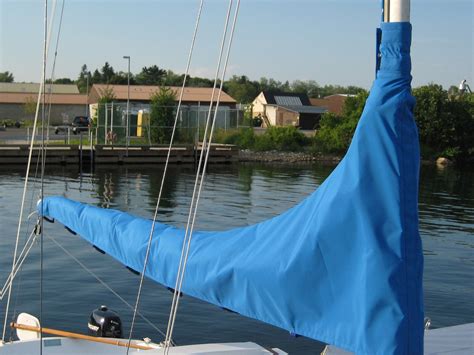 Patterned Mainsail Covers Lee Sail Covers
