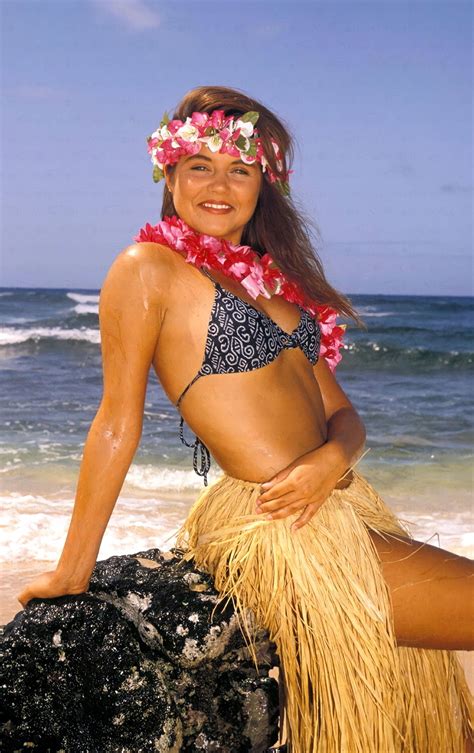 Tiffani Thiessen Bathing Suit Saved By The Bell