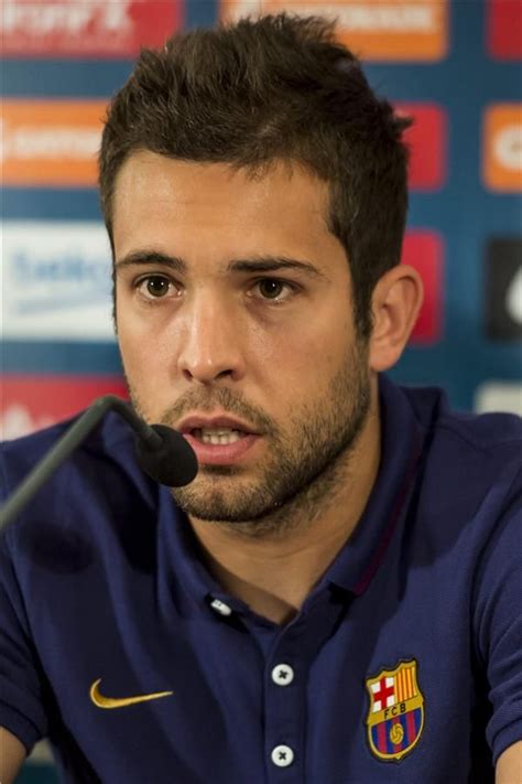 جوردي ألبا سنحرم بيكيه من الطعام ثلاثة أيام كووورة