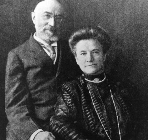 伊西多施特劳斯大山谷图库