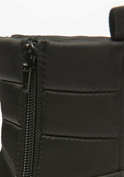 تسوقوا بوت بارز الملمس بقصّة عاليّة وسحّاب إغلاق من ليتل ميسي للبنات أونلاين سنتربوينت السعودية