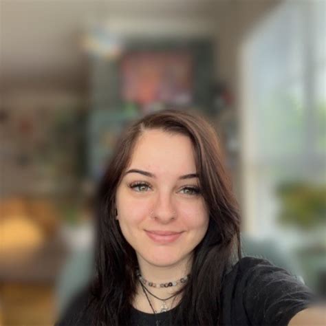 Kassi Fitzpatrick Photoshoot Coordinator Visiting Media Linkedin