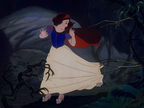 Pin By Disney101 On Snow White Snow White Characters Snow White 1937
