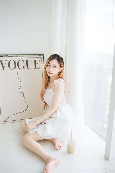 Yalayi雅拉伊 20221203 No988 白衣丽人 夜夜 微图坊