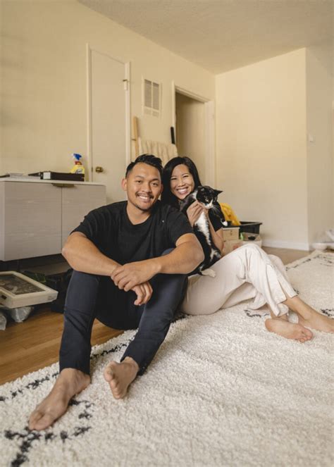 Lisa Linh Feet