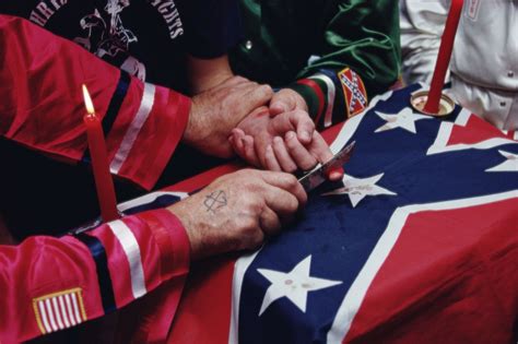 Kkk Handshake