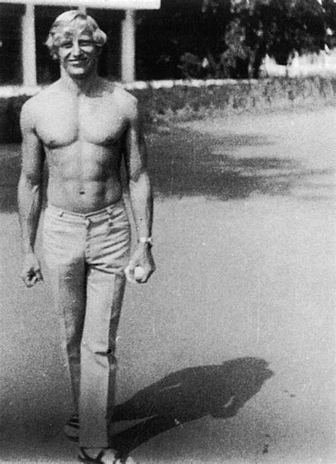 „v Praze Jsem Chodíval Do Veřejných Lázní Kde Se Ale Scházeli Především ženatí Muži Kterým šlo