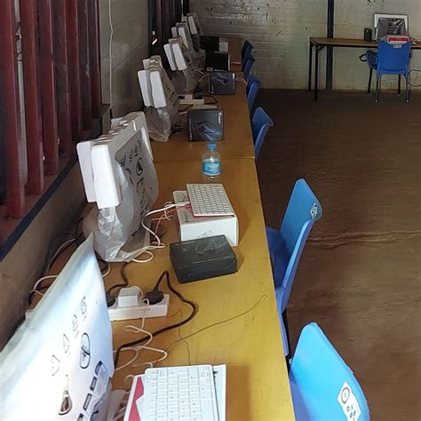Connecting Schools In Niger Avanti Communications