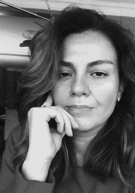 İdil Güral Eser And Tasarımları Artnivo