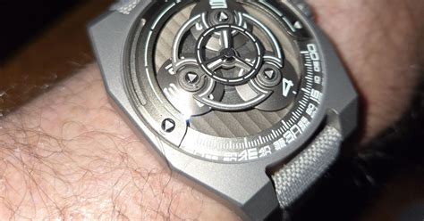 Angles Koi 5 Wandering Hours Watchcrunch