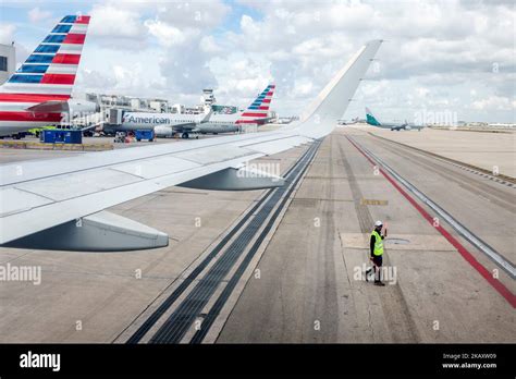 Miami Florida Miami International Airport Mia American Airlines Aa
